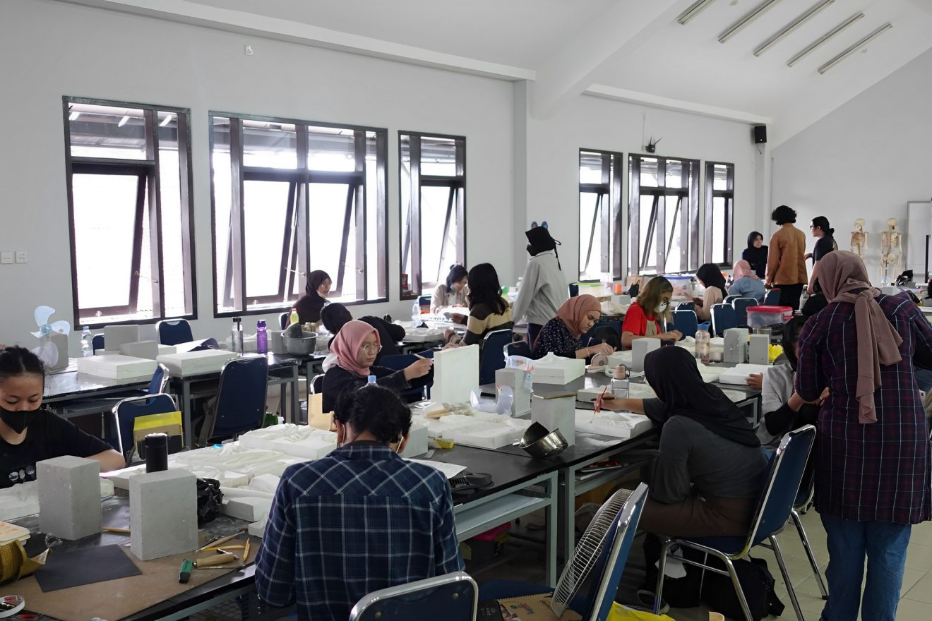 Program Tahap Persiapan Bersama (Sarjana) – FSRD ITB